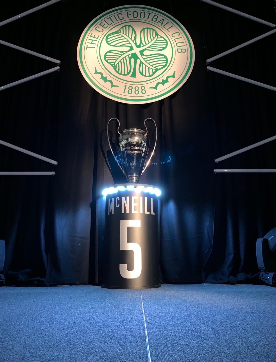 Former Celtic Striker Surprise Host Of POTY Awards | Latest Celtic News