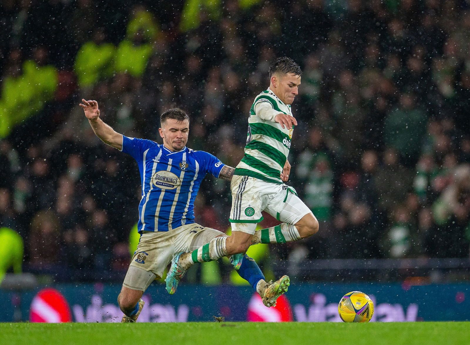 Celtic Player Accused Of Using Mobile Phone While Driving | Latest ...