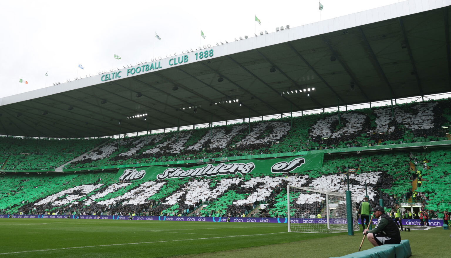 Watch: The Moment The Celtic Players Entered The Pitch To Iconic Tifo ...
