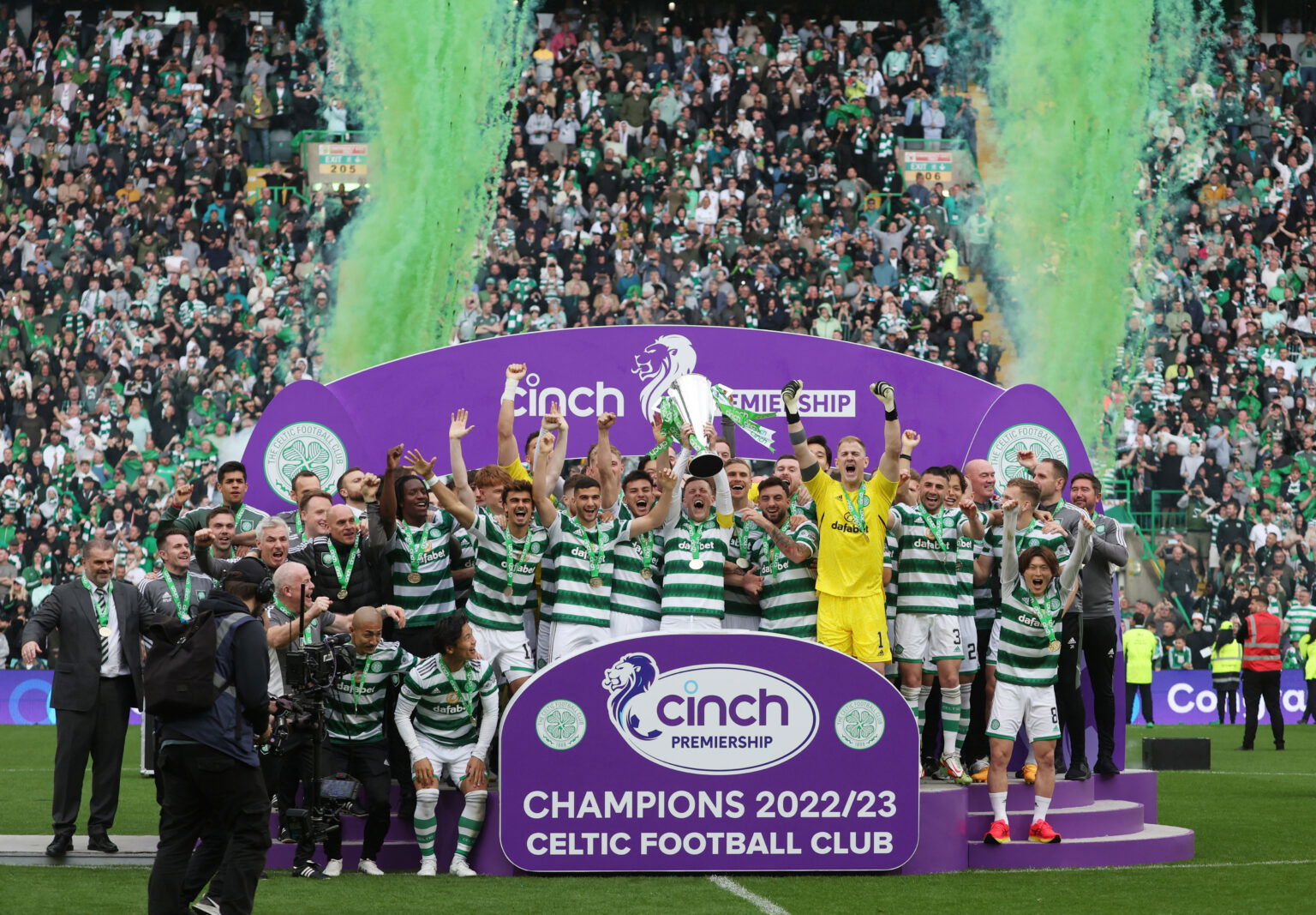 Celtic Release Brilliant Behind The Scenes Trophy Day Footage | Latest ...