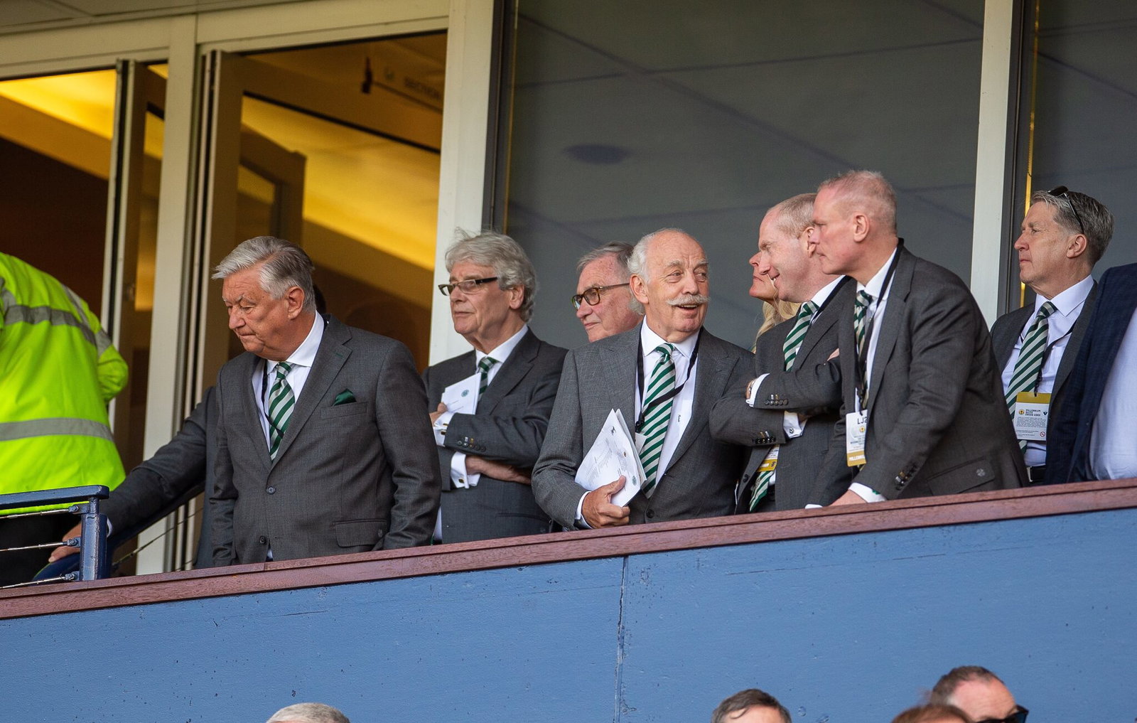 Dermot Desmond Arrives In Glasgow | Latest Celtic News
