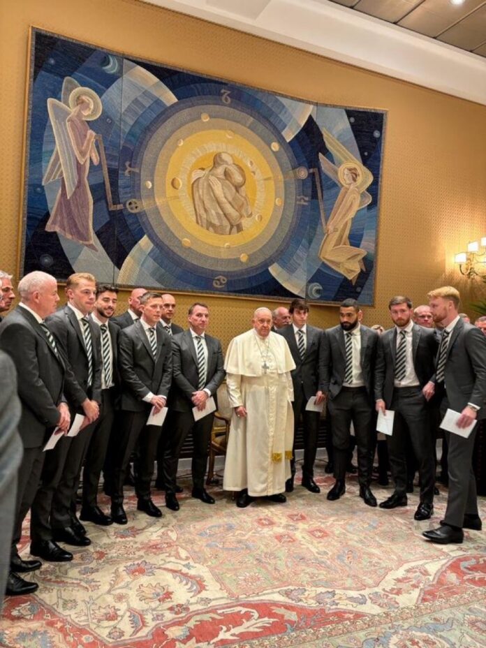 Video: Celtic Manager, Players And Board Meet Pope Francis | Latest ...