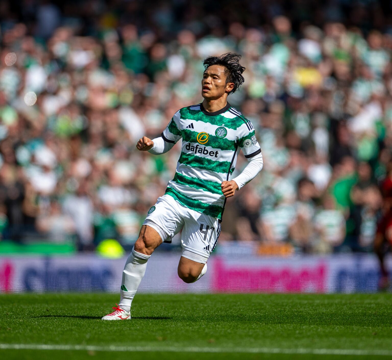 Reo Hatate Thankful For Celtic Fans After "Difficult" Season | Latest ...