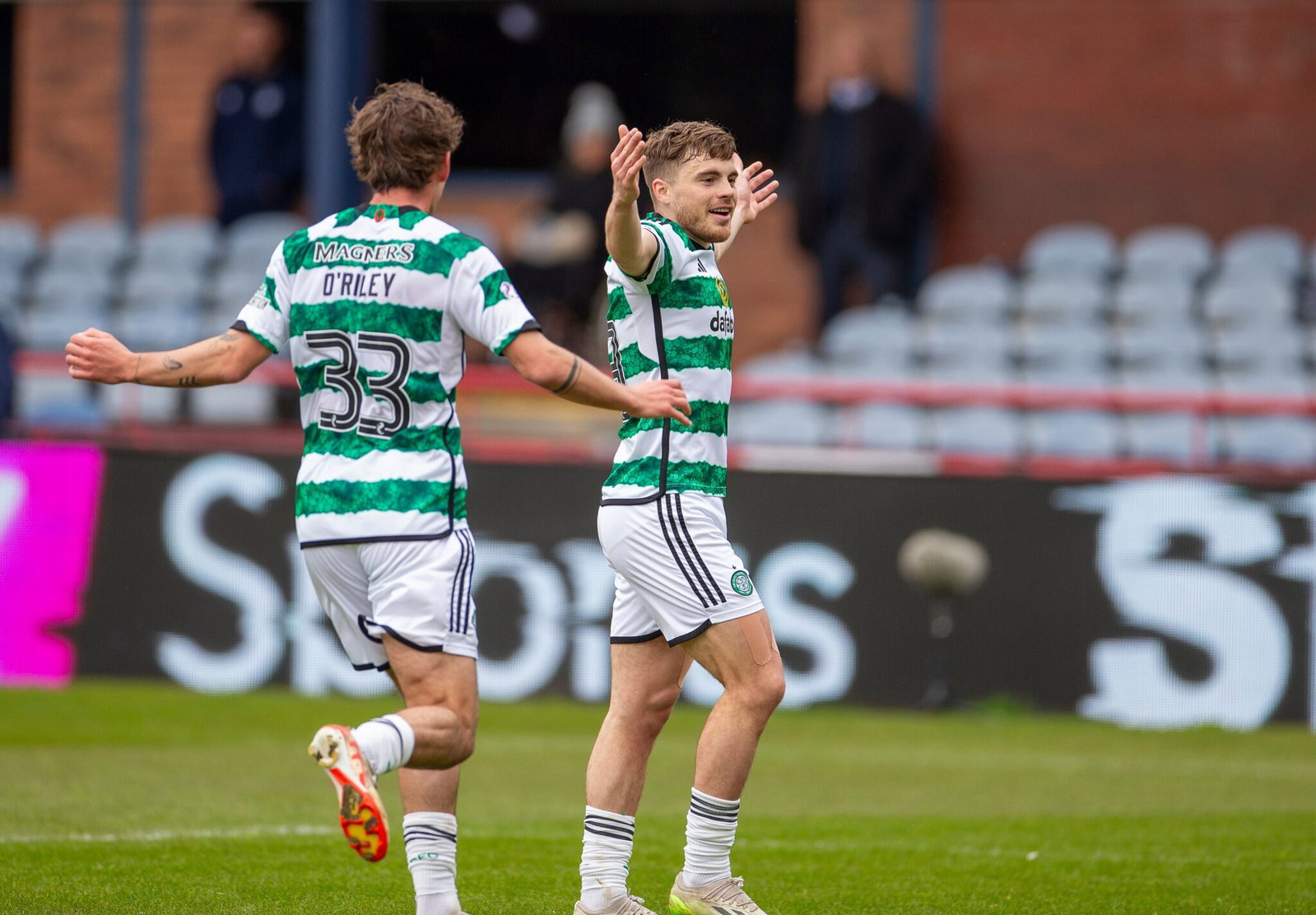 Pundit "Can't Believe" What Adam Idah Did In Celtic's Win Over Dundee ...