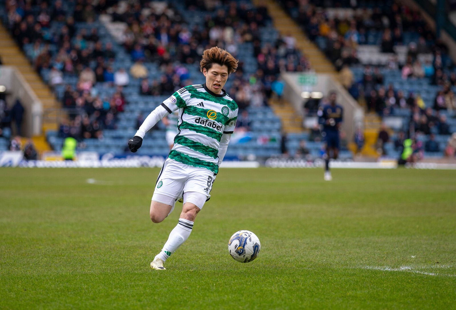 Kyogo Lifts Lid On Bizarre Paddington Mascot Interaction | Latest ...