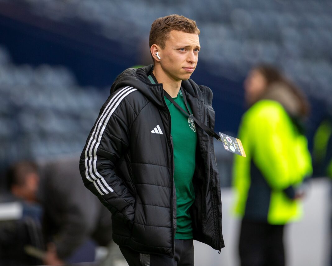 Celtic Star Hilariously Trolls Kevin Bridges | Latest Celtic News