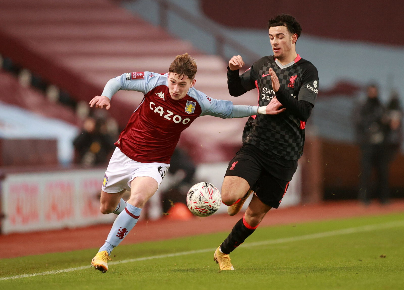 Report: Celtic’s £5m Target Louie Barry Weighs Options Closer To Home ...