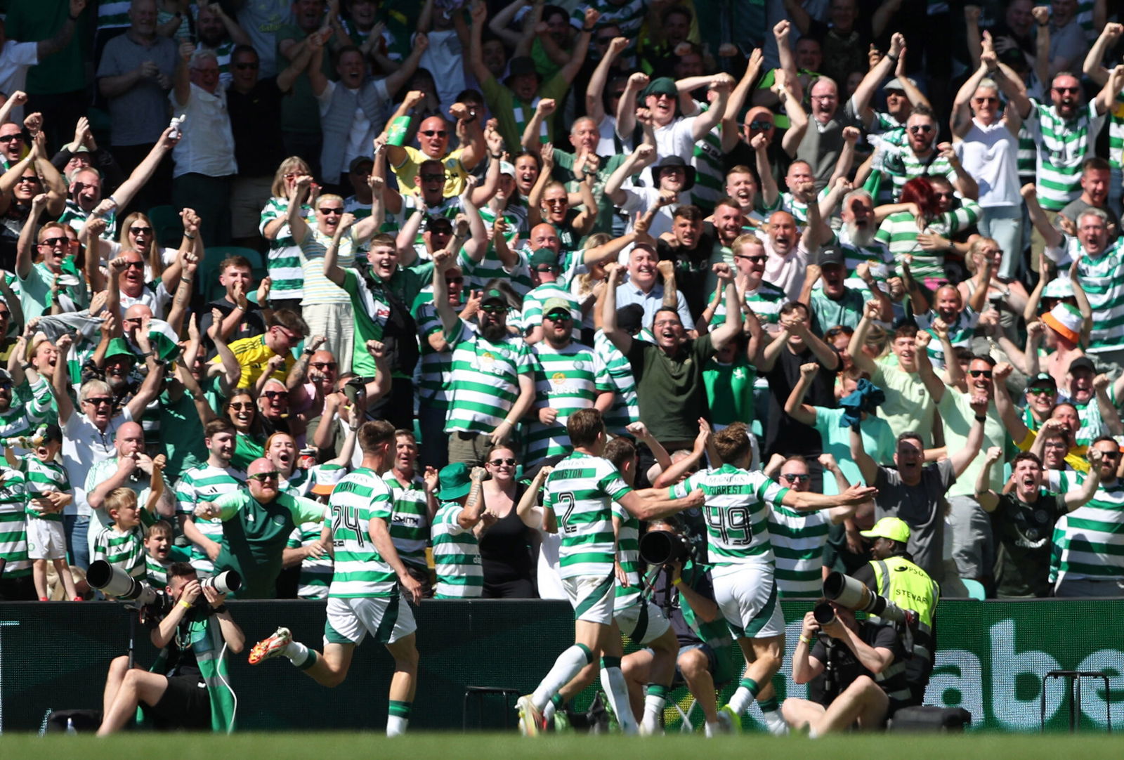 Pictured: Forrest Meets Lennox | Latest Celtic News