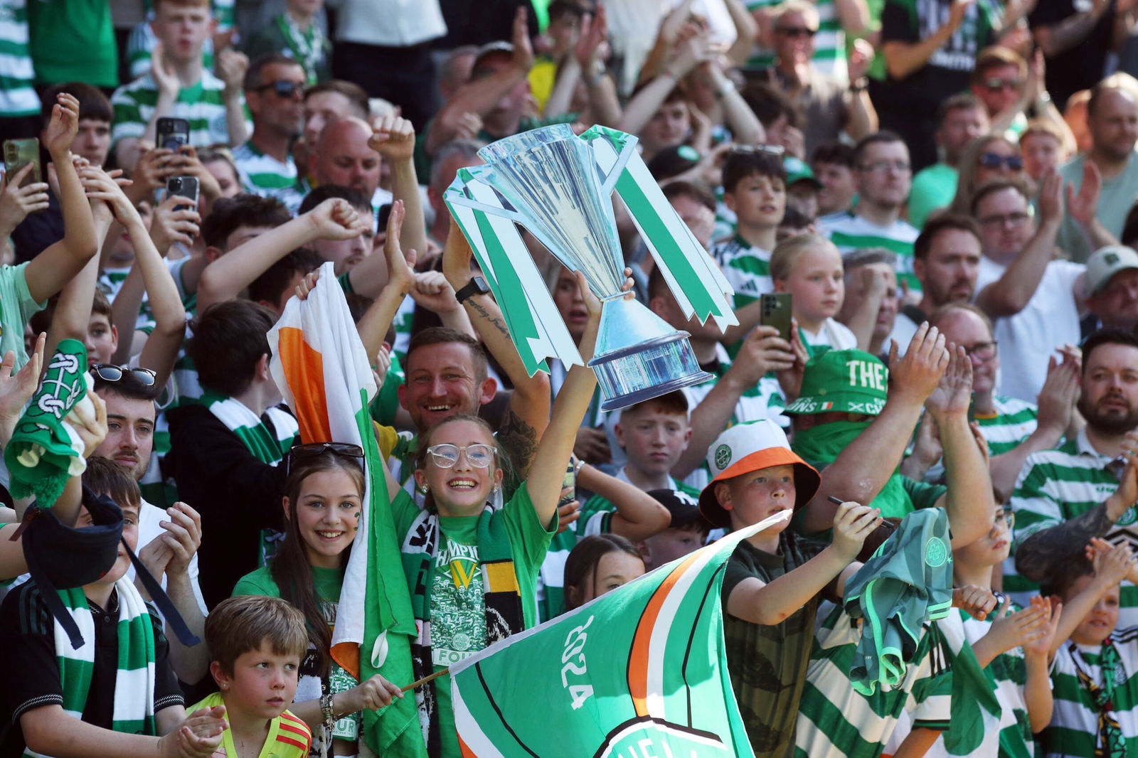 Jack Grealish And Ange Postecoglou's Spurs Signing React To Celtic's ...