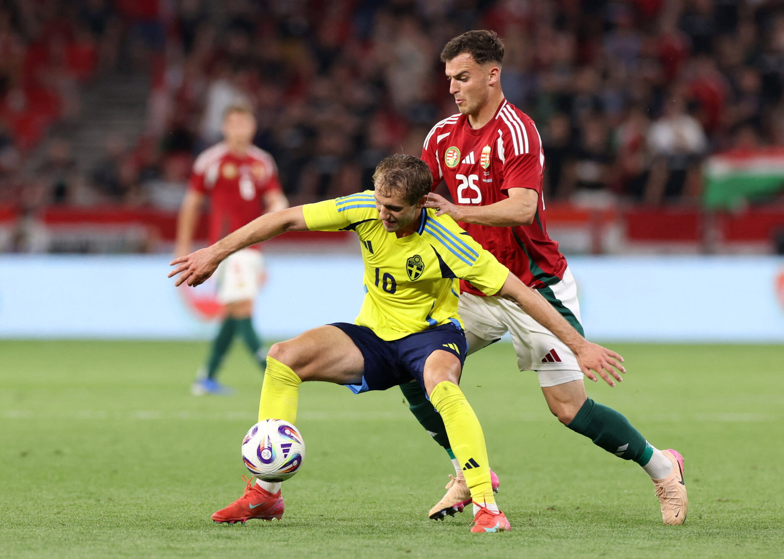 Celtic Weighing Up Move For Swedish Attacker - Report | Latest Celtic News