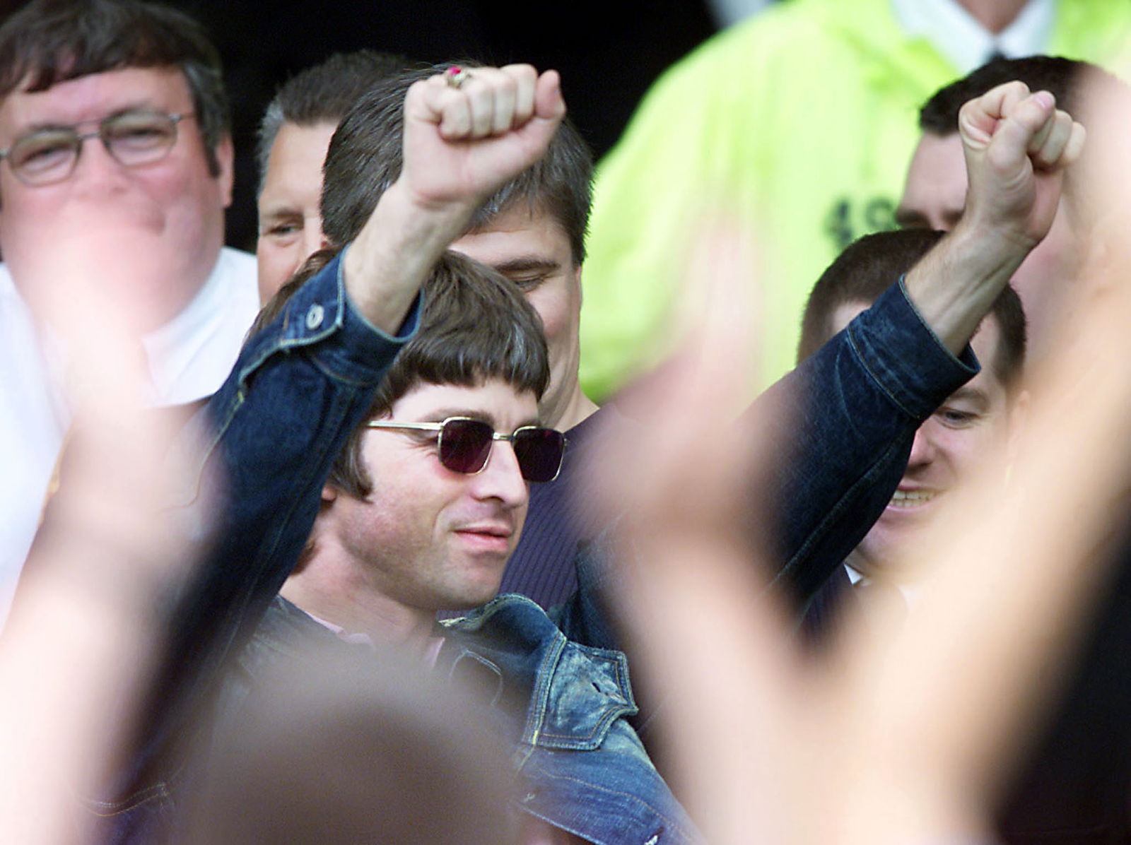 Celtic Honour Oasis Reunion With Brilliant Tribute | Latest Celtic News