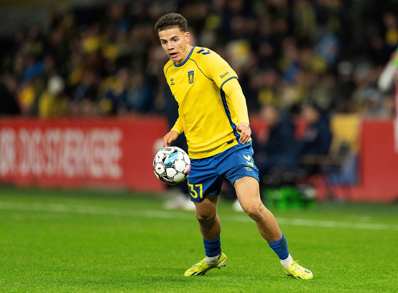 Wednesday Night Clement Bischoff Transfer Update | Latest Celtic News