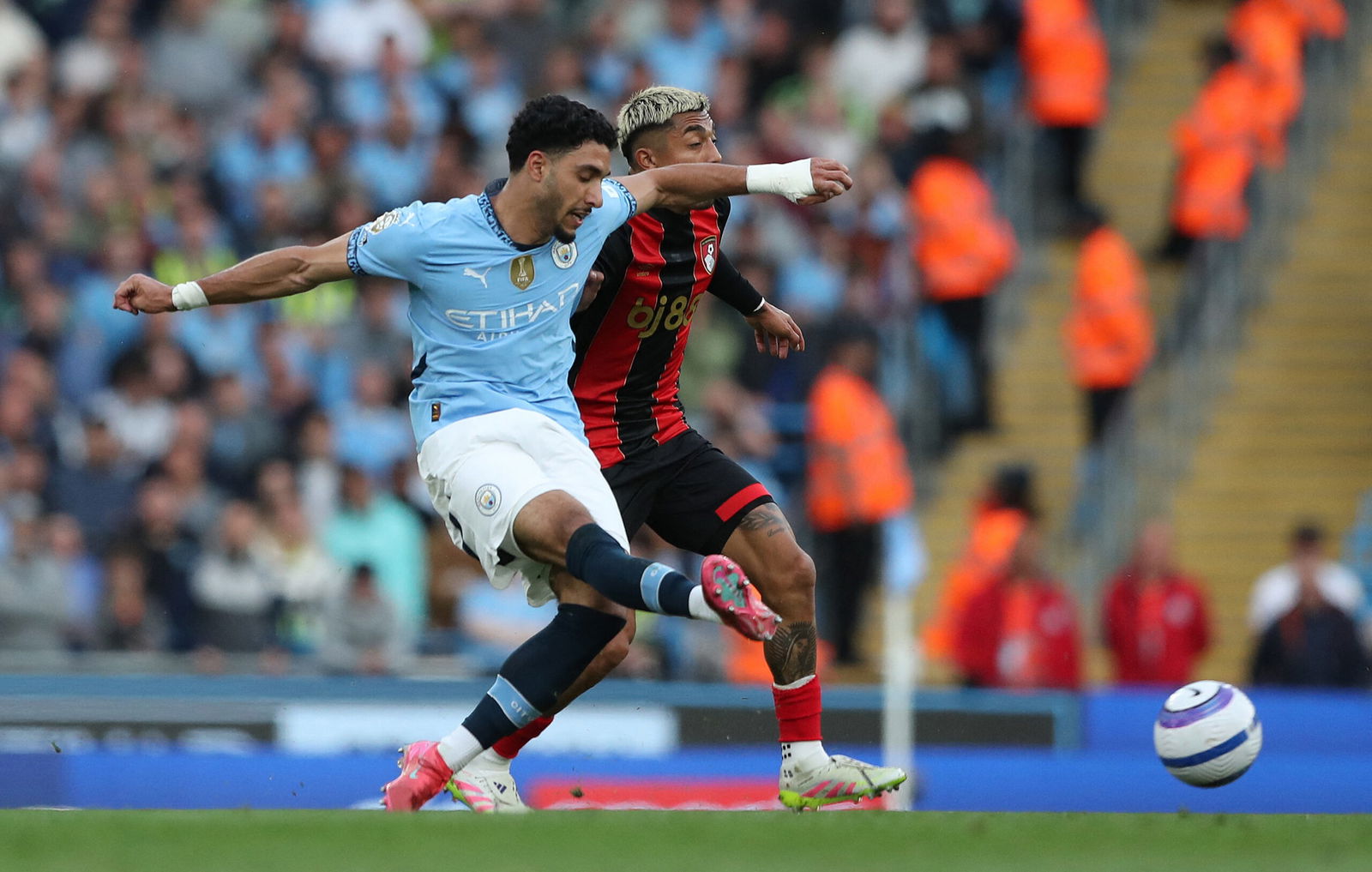 Julián Araujo Fires ‘Do Or Die’ Warning To Rangers | Latest Celtic News