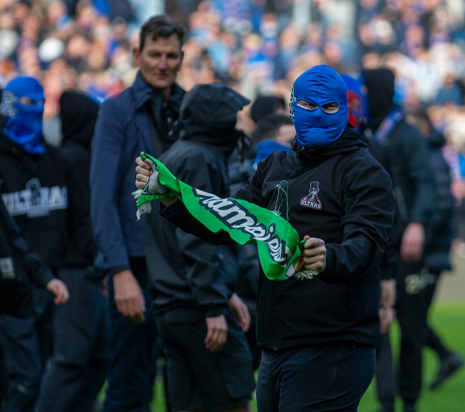 New Footage Shows Rangers Fan Lunge At Celtic Hero | Latest Celtic News